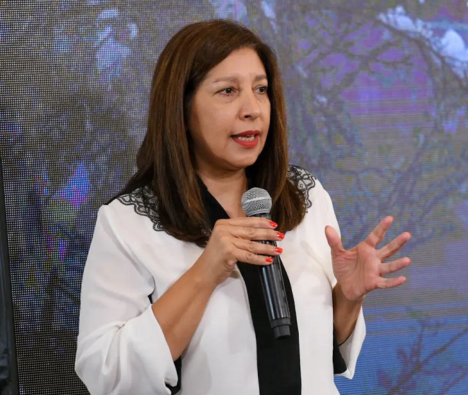 NO HAY ACTIVIDAD EN LA ADMINISTRACIÓN PÚBLICA. CARRERAS EXPRESÓ SU ...