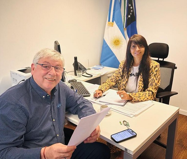 REUNIÓN DE WALTER CORTES CON LA DIPUTADA LORENA VILLAVERDE – Bariloche ...